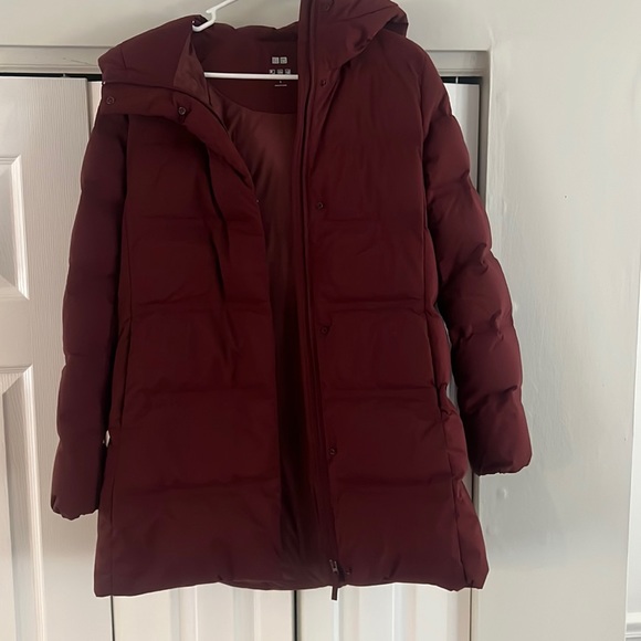 Uniqlo | Jackets & Coats | Uniqlo Maroon Puffer | Poshmark